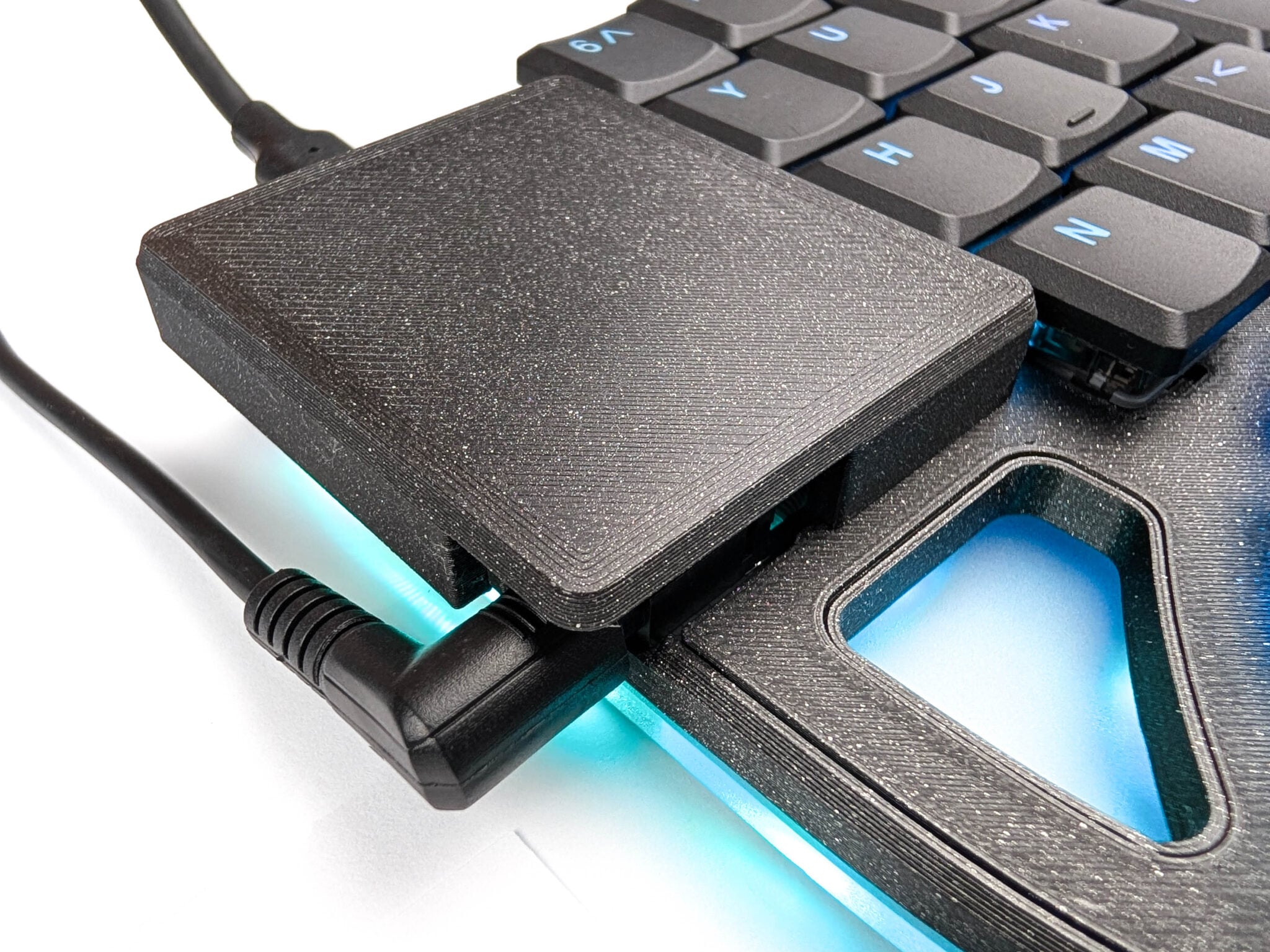 Split ergonomic keyboards with Trackpad - Dilemma